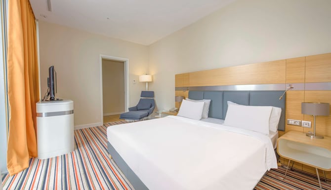 Hotel Rooms & Suites - Radisson Blu, Batumi City Center