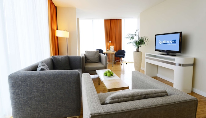Waterfront Hotel in Batumi, Georgia | Radisson Blu Hotel, Batumi