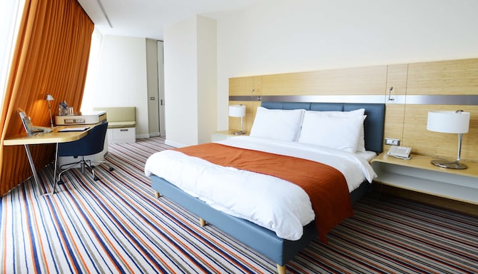 Waterfront Hotel in Batumi, Georgia | Radisson Blu Hotel, Batumi