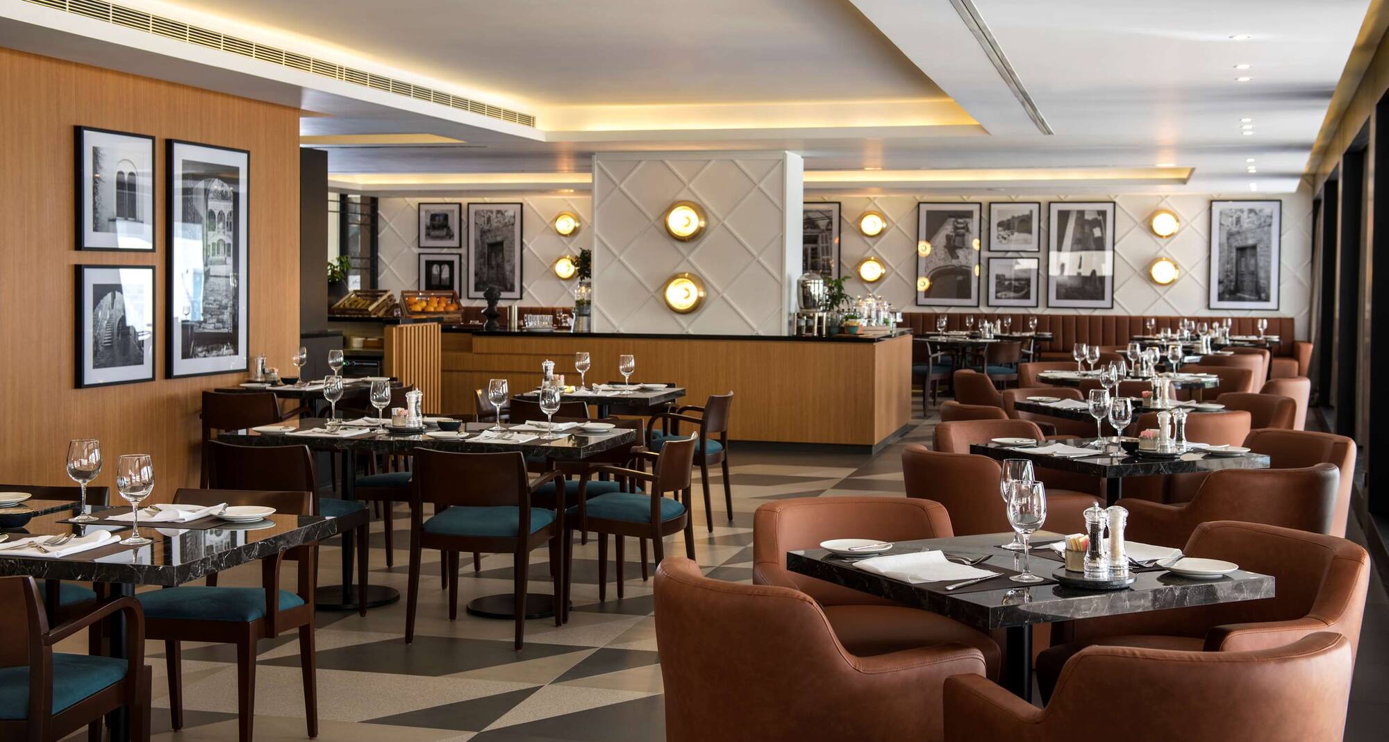 Restaurant in Beirut Verdun | Radisson Blu Hotel Beirut