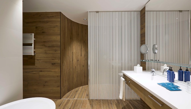 Modern rooms and suites | Radisson Blu Hotel, Bergamo ChorusLife