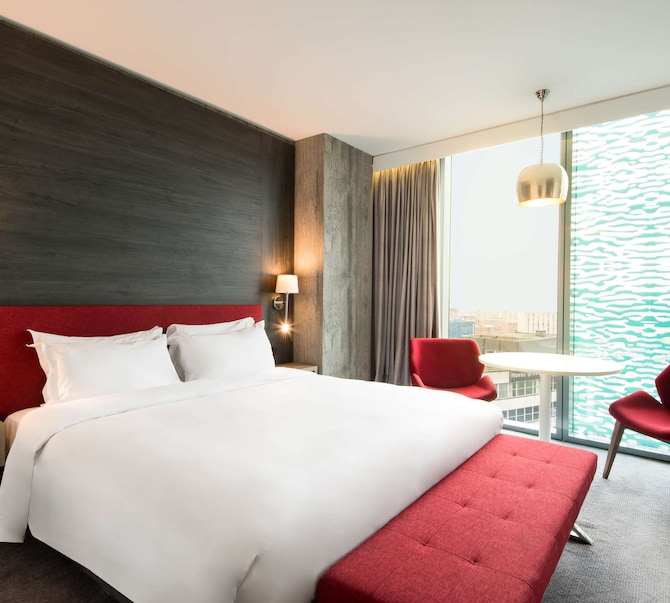 Birmingham accommodation - Hotel Rooms at Radisson Blu Hotel, Birmingham