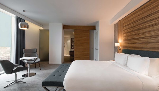 Birmingham accommodation - Hotel Rooms at Radisson Blu Hotel, Birmingham