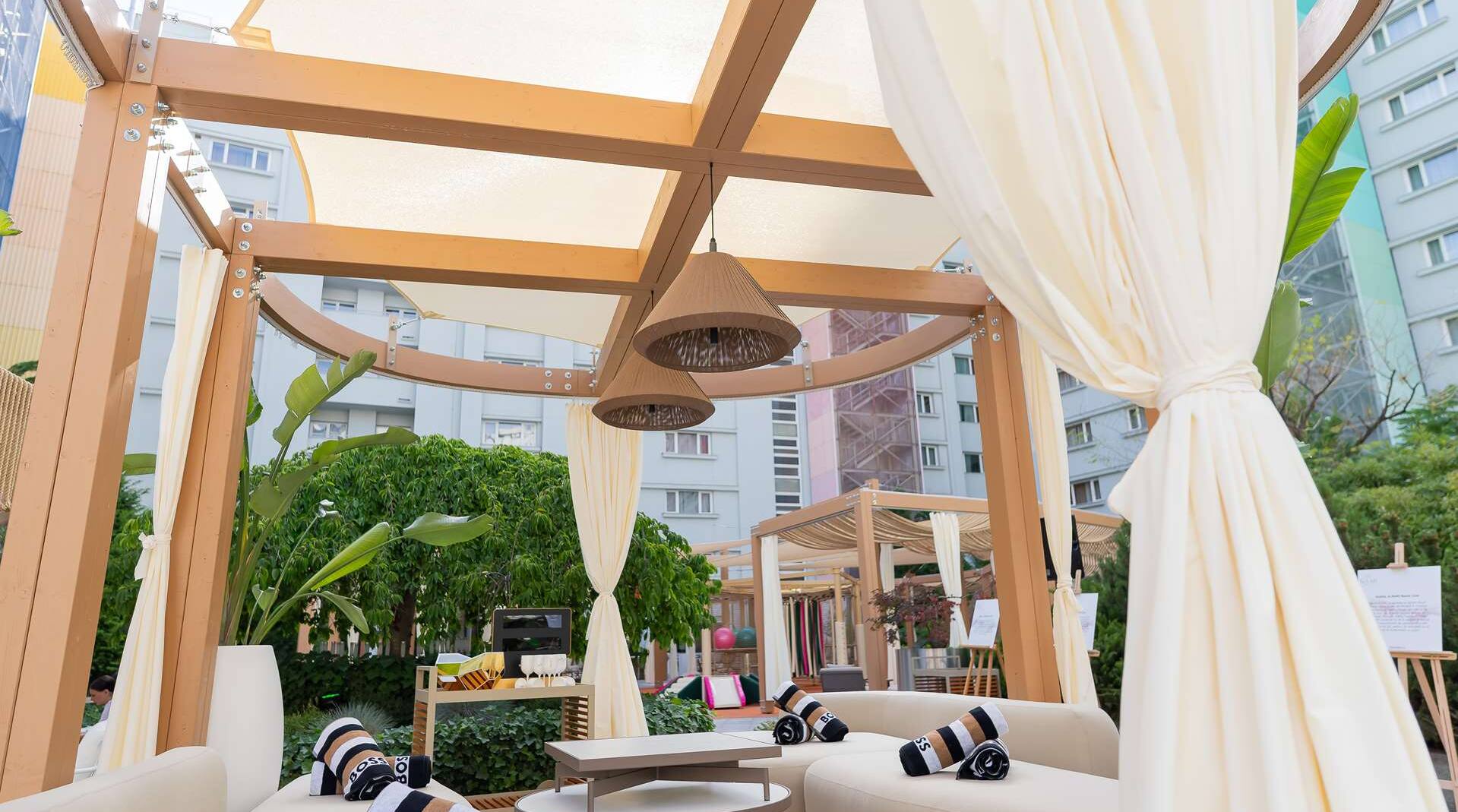 Discover our exclusive beach club | Radisson Blu Hotel, Bucharest