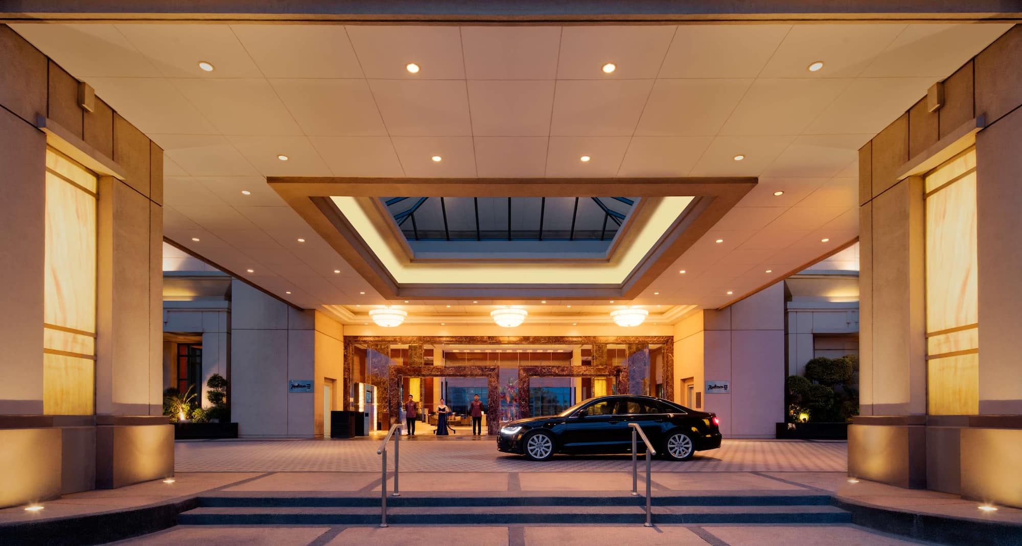 Our Services | Radisson Blu Cebu