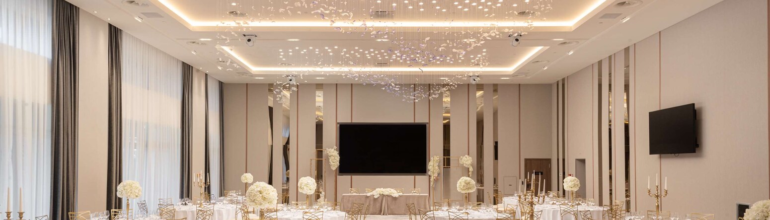 Discover our Radisson Blu Hotel, Cluj | Radisson Hotels