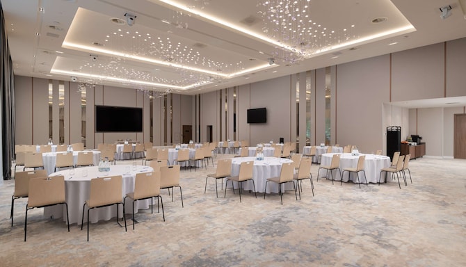 Host professional and memorable events | Radisson Blu Hotel, Cluj