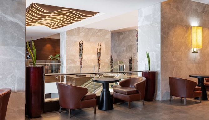 Delicious local and international dining | Radisson Blu Hotel, Conakry