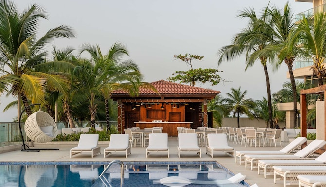 The Pool Bar | Radisson Blu Hotel, Conakry