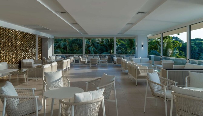 Fire Lake restaurant| Radisson Blu Hotel, Conakry