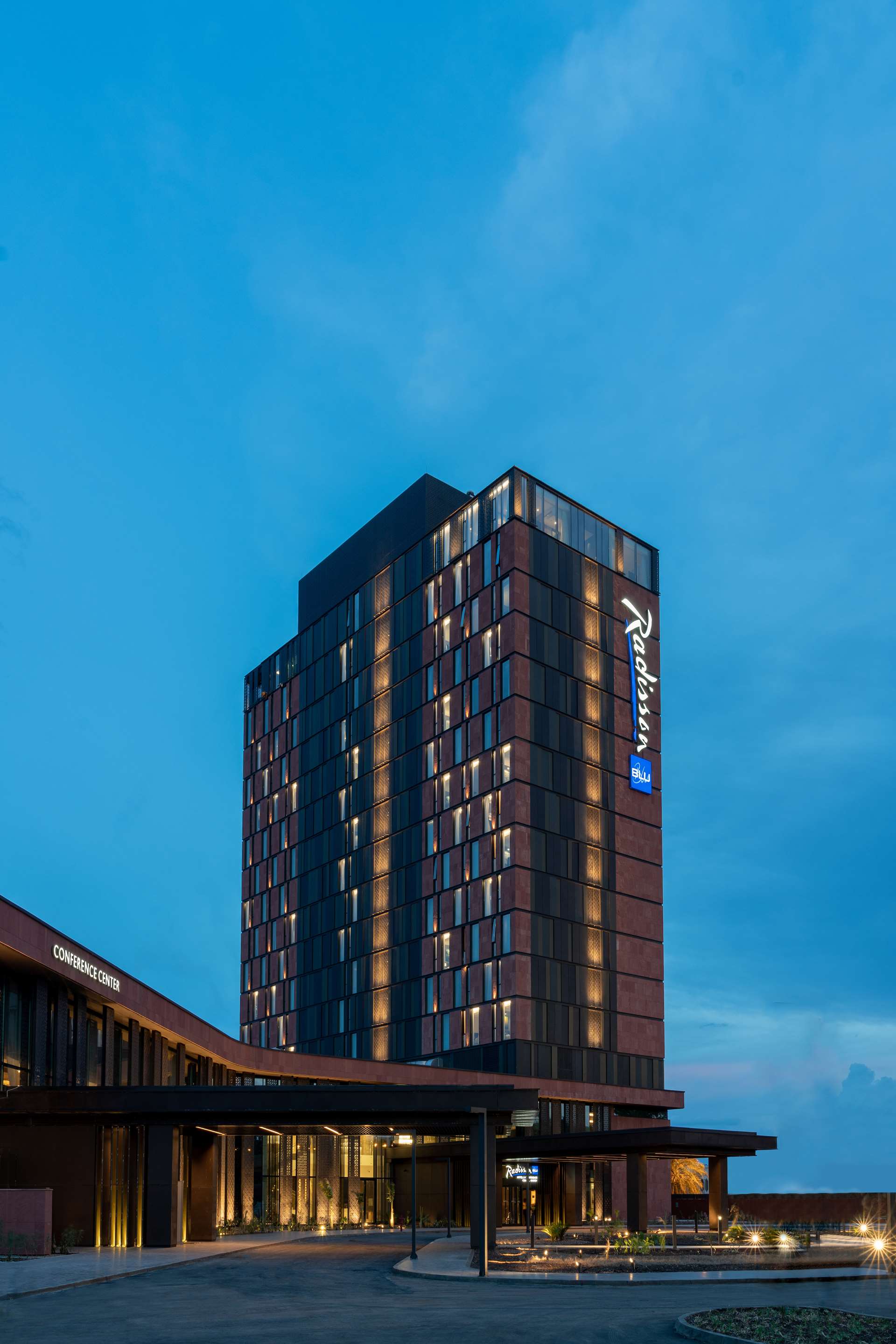 Contact | Radisson Blu Hotel & Conference Center, Niamey