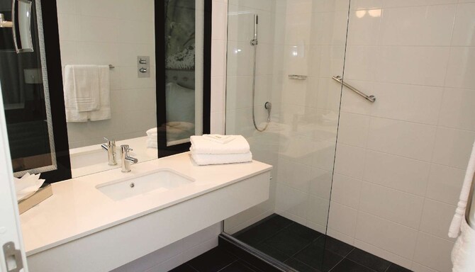 Hotel near Midlands Airport | Radisson Blu Hotel, East Midlands Airport