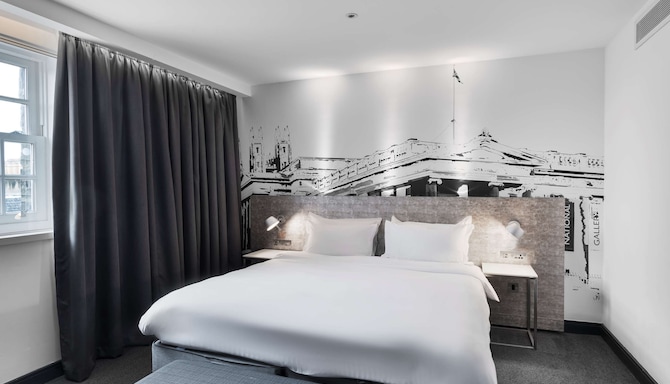 Hotel Rooms & Suites | Radisson Blu Hotel, Edinburgh City Centre