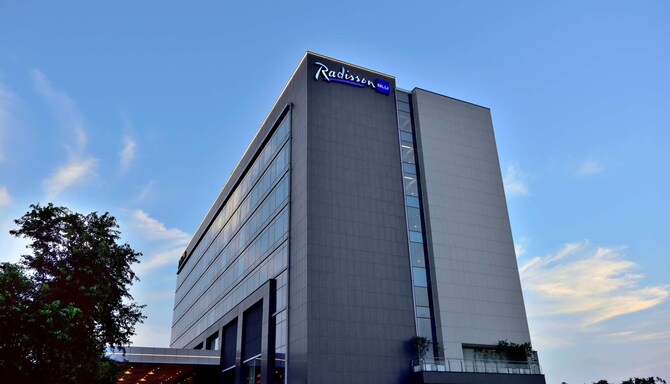 Visit Hotels in South Faridabad | Radisson Blu