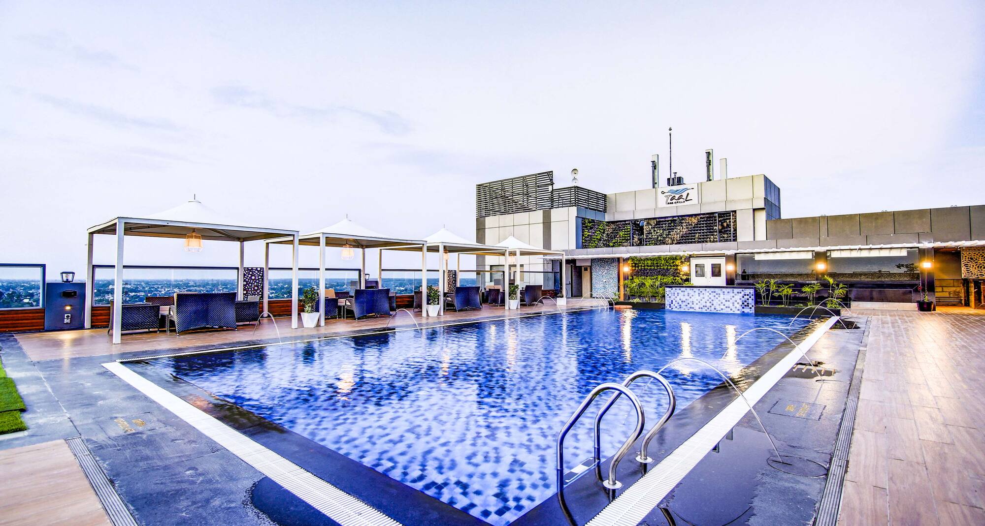 Book Hotels in Gorakhpur | Radisson Blu