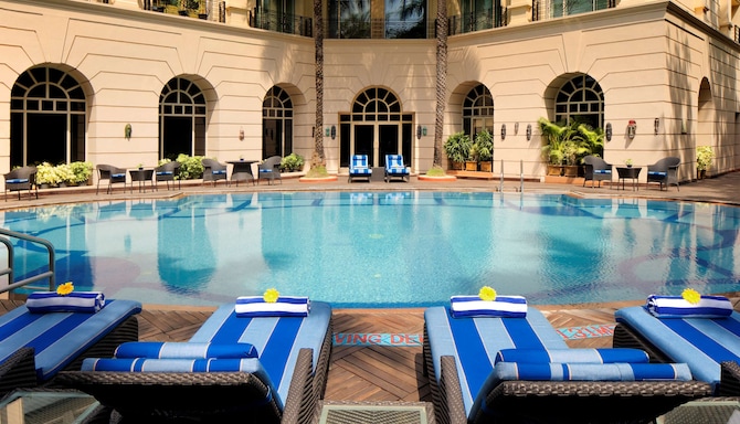 Book Radisson Blu Hotels near the Chennai Airport | Radisson Hotels