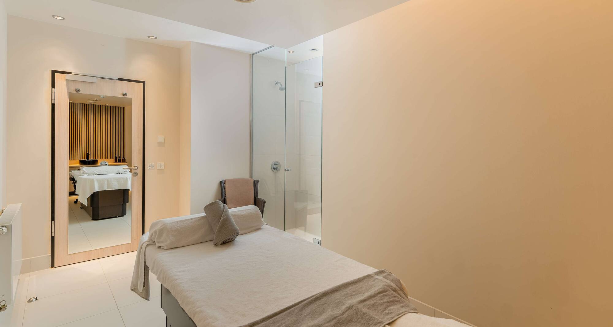 Spa and wellness center in the heart of Hamburg | Radisson Hotels