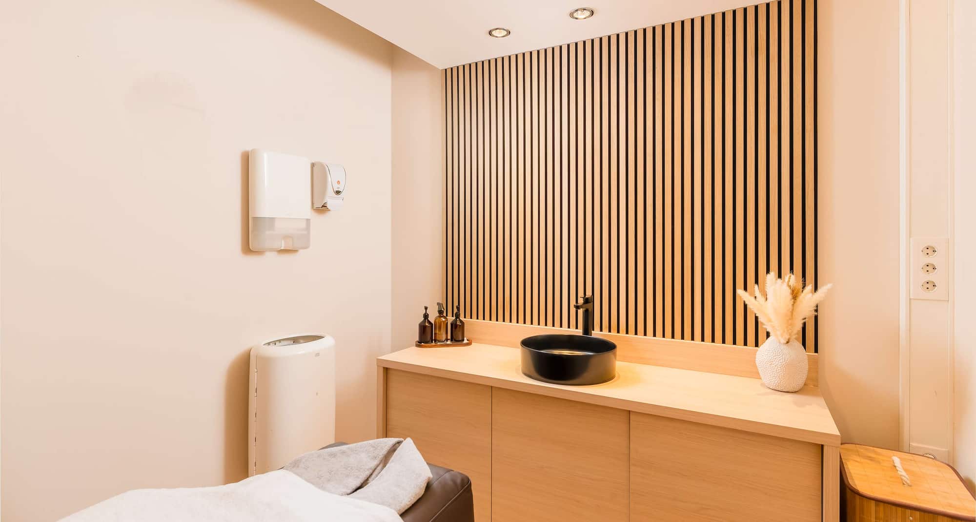 Genießen Sie ein entspannendes Spa-Erlebnis im Herzen Hamburgs ...