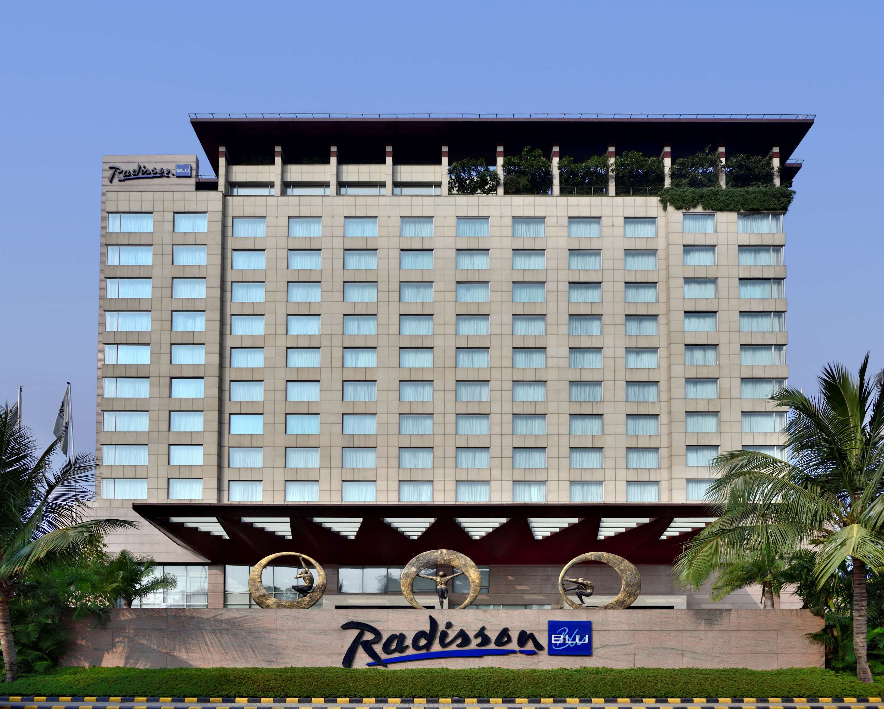 Book Hotels in Indore | Radisson Blu