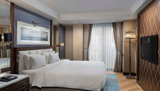 Istanbul Hotels in Beyoglu | Radisson Blu Hotel Istanbul Pera