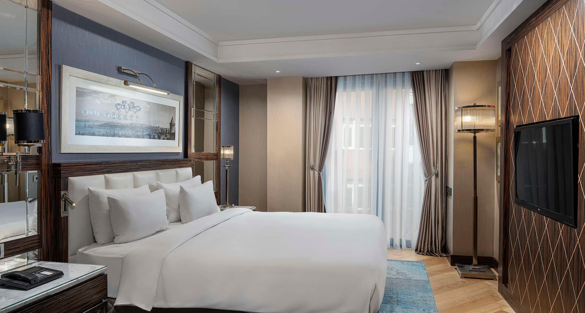 Hotel Rooms & Suites - Radisson Blu Pera in Istanbul, Taksim