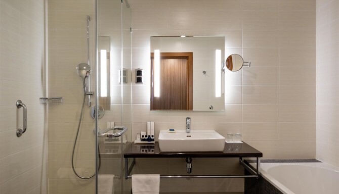 Hotel Rooms & Suites - Radisson Blu Hotel, Kaliningrad