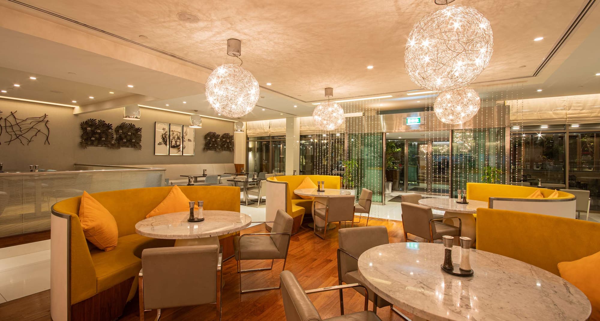 Enjoy Our Buffet in Kuwait - Reserve Today | Radisson Blu