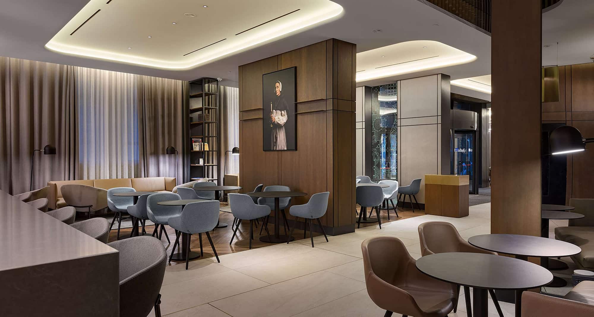 Lobby Bar | Radisson Blu Hotel, Kyiv