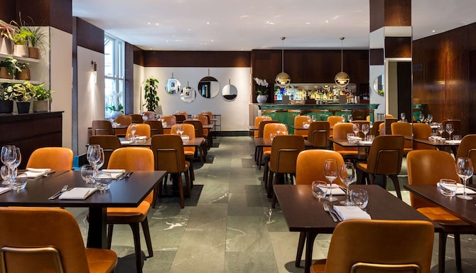 Book 4* Radisson Blu Hotel, London Marble Arch near Oxford Street