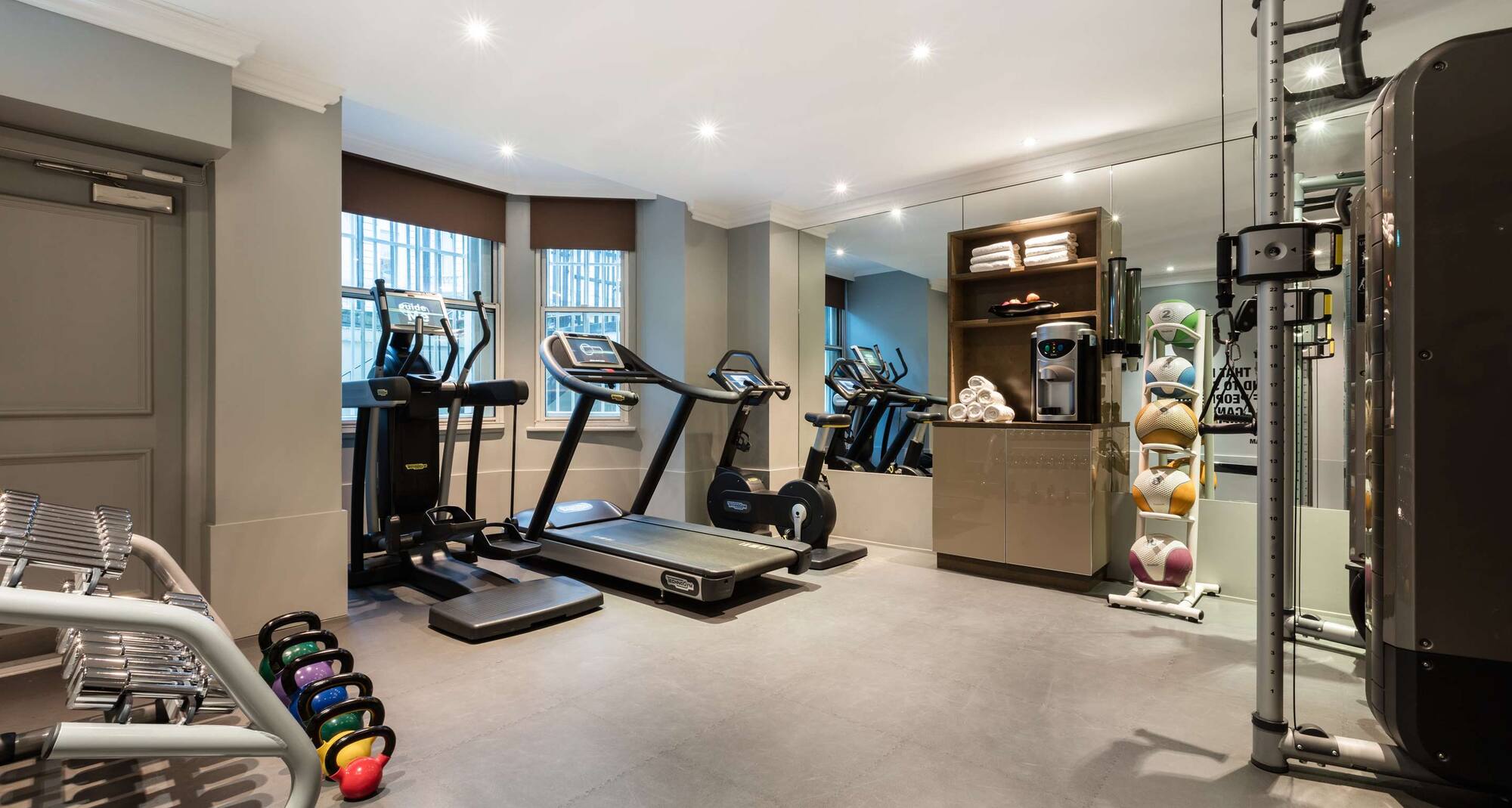 Discover our fitness center in South Kensington | Radisson Hotels