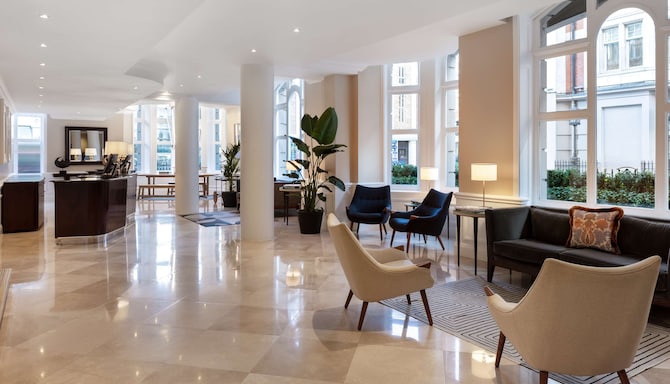 Discover Radisson Blu hotels in London | Radisson Hotels