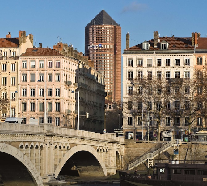 Hotel in the Part-Dieu Tower | Radisson Blu Hotel, Lyon