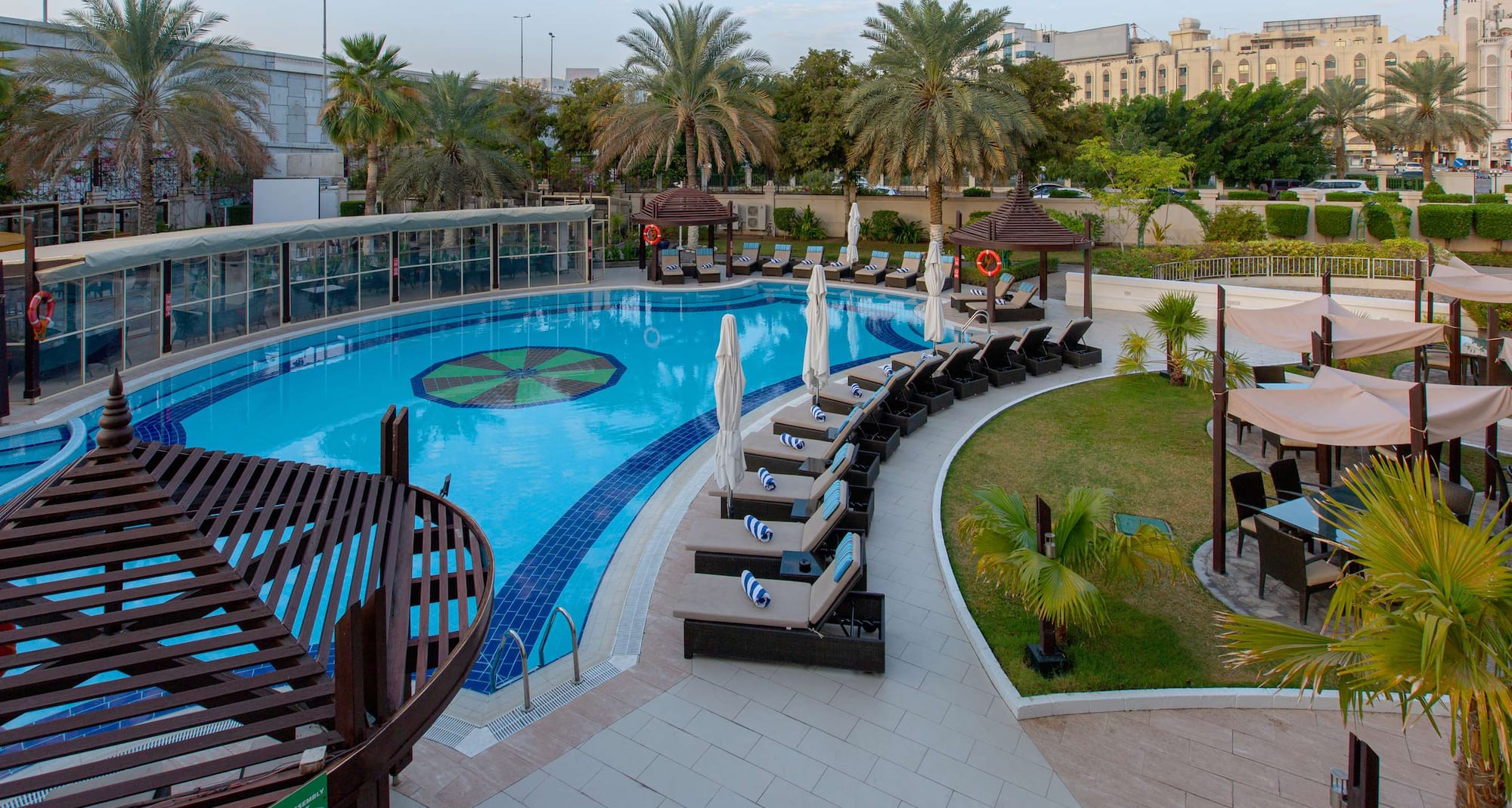 Hotels in Muscat City Centre, Oman | Radisson Blu Hotel Muscat