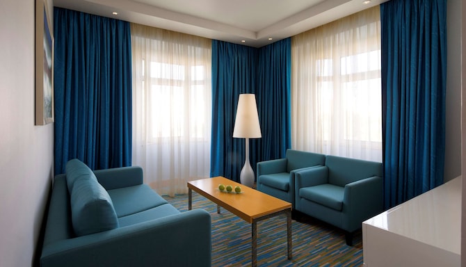 Hotels in Muscat City Centre, Oman | Radisson Blu Hotel Muscat