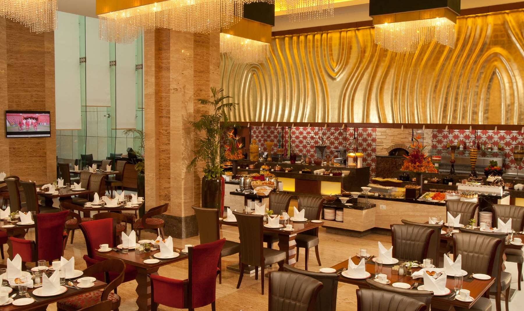 Choose Our Restaurants in Nagpur | Radisson Blu