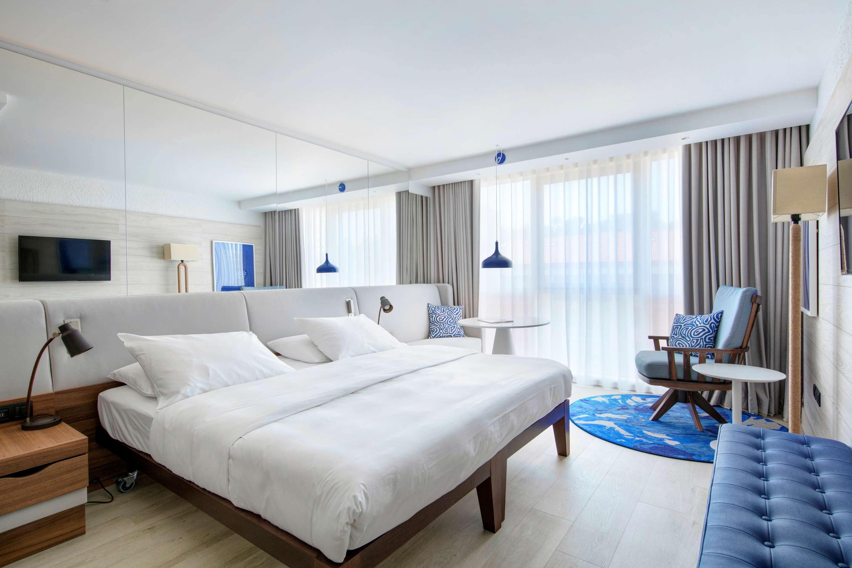 Hotel Rooms & Suites in Nice, French Riviera | Radisson Blu Hotel