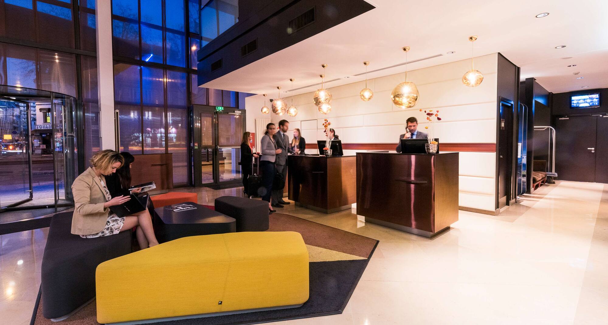 Radisson Blu Hotel, Paris Boulogne Reviews | Radisson Hotels