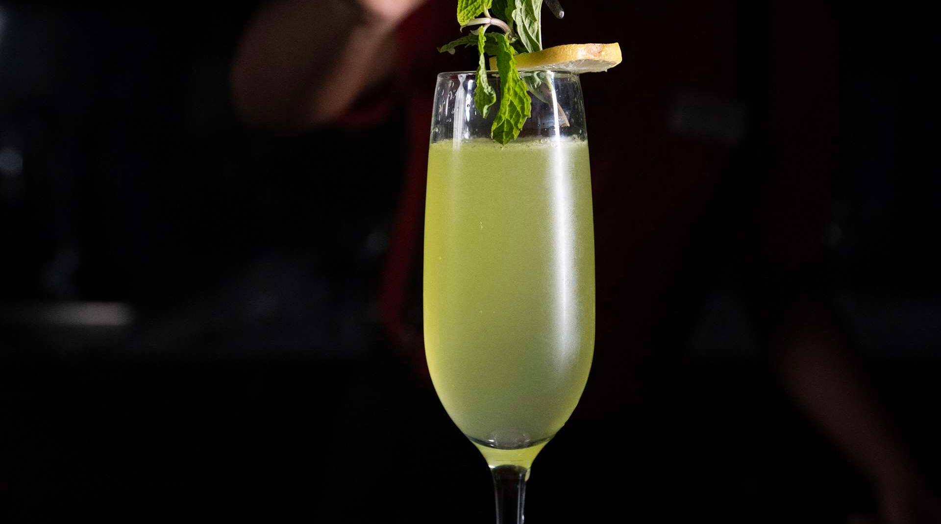 5IVE – The Sky Bar | Radisson Blu Pune Hinjawadi