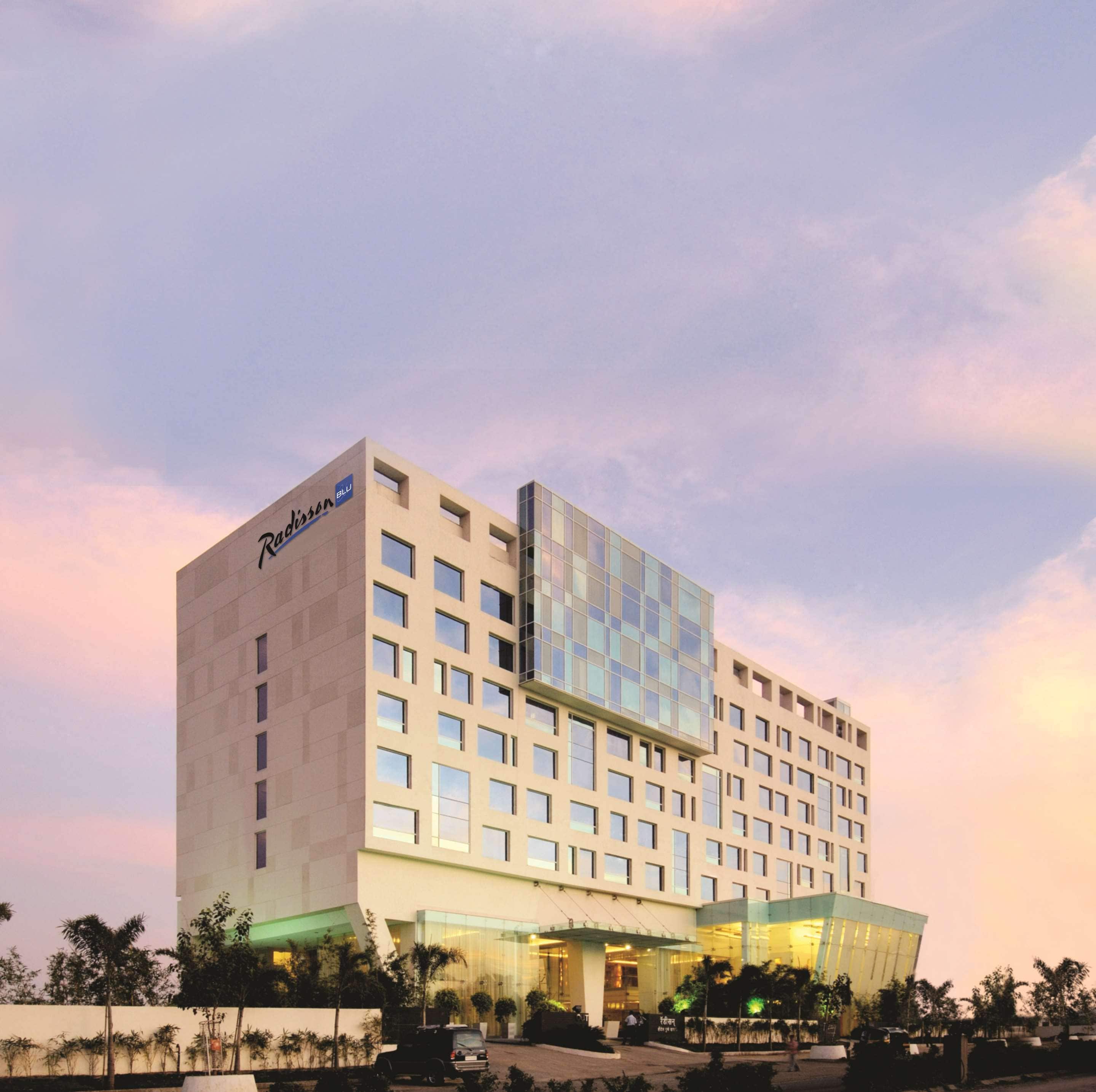 Contact the Radisson Blu Hotel Pune Kharadi | Radisson Hotels - Book Now