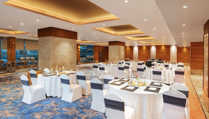 Conference and banquet halls in Ranchi | Radisson Blu Hotel, Ranchi