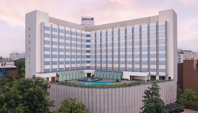 Reserve a hotel room in Ranchi | Radisson Blu Hotel, Ranchi
