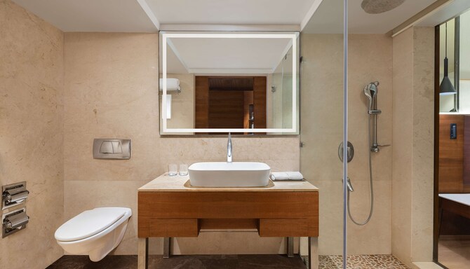 Stay at our 5-star Blu hotel near Ranchi Airport | Radisson Hotels