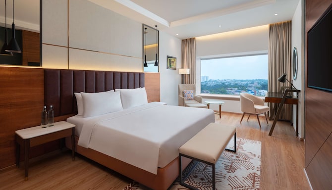 Stay at our 5-star Blu hotel near Ranchi Airport | Radisson Hotels