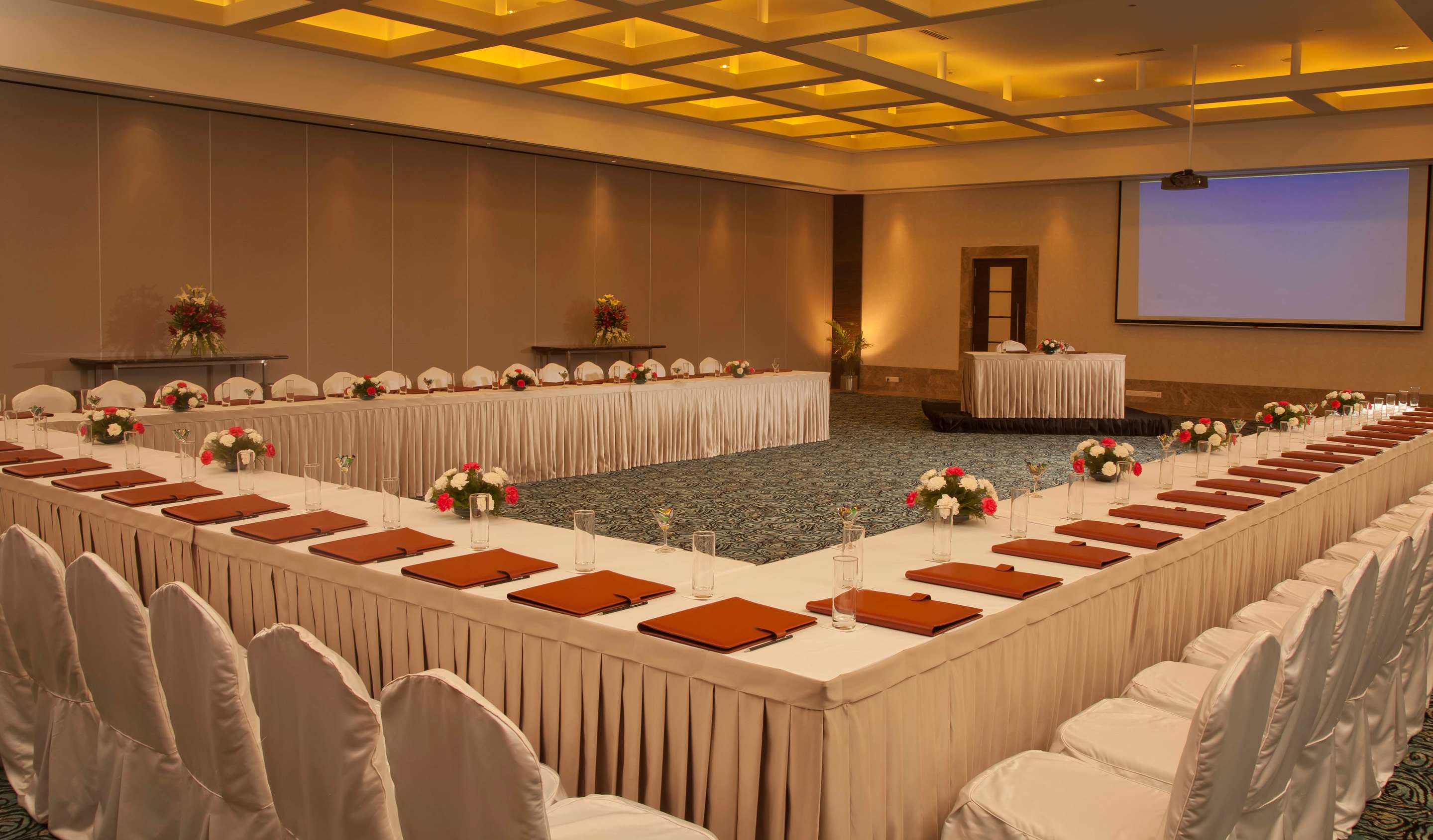 Beautiful weddings at Radisson Blu Hotel, Ranchi | Radisson Hotels