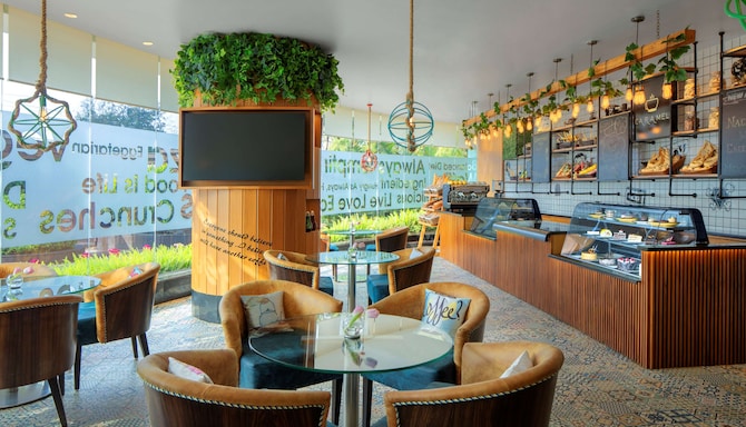 Stay at our 5-star Blu hotel near Ranchi Airport | Radisson Hotels