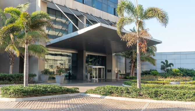 Hotel in Maputo, Mozambique | Radisson Blu Hotel & Residence