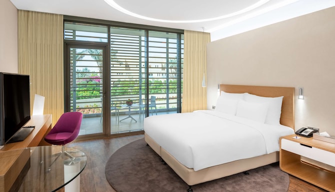 Hotel Rooms & Suites in Riyadh Diplomatic Quarter | Radisson Blu