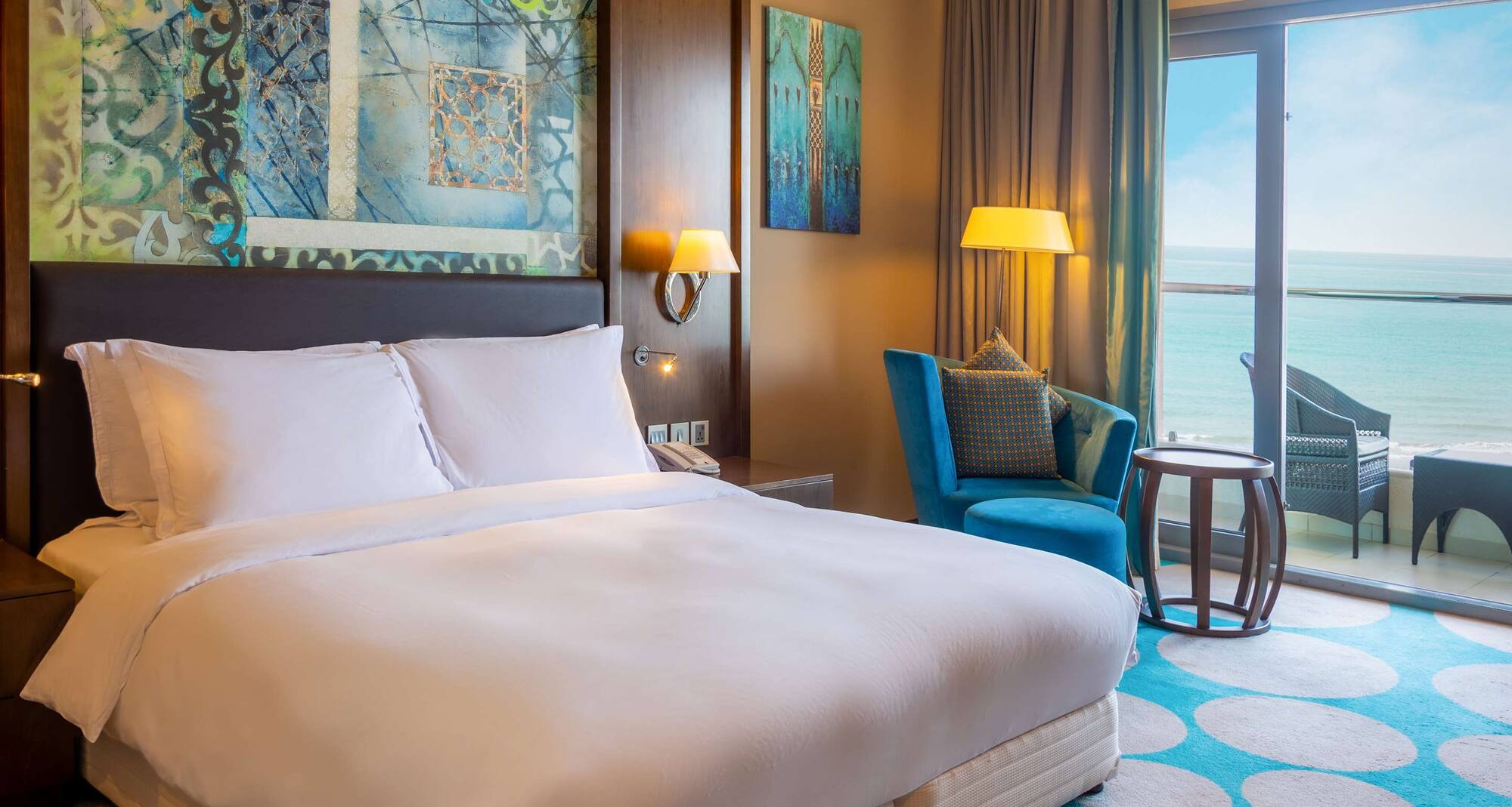 Hotel Rooms & Suites - Radisson Blu Sohar, Al-Zafaran