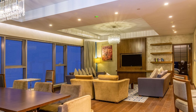 Hotel in Sohar City Center | Radisson Blu Hotel & Resort, Sohar