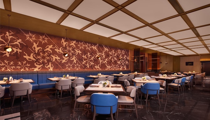 Discover the Radisson Blu Hotel, Shanghai Stadium